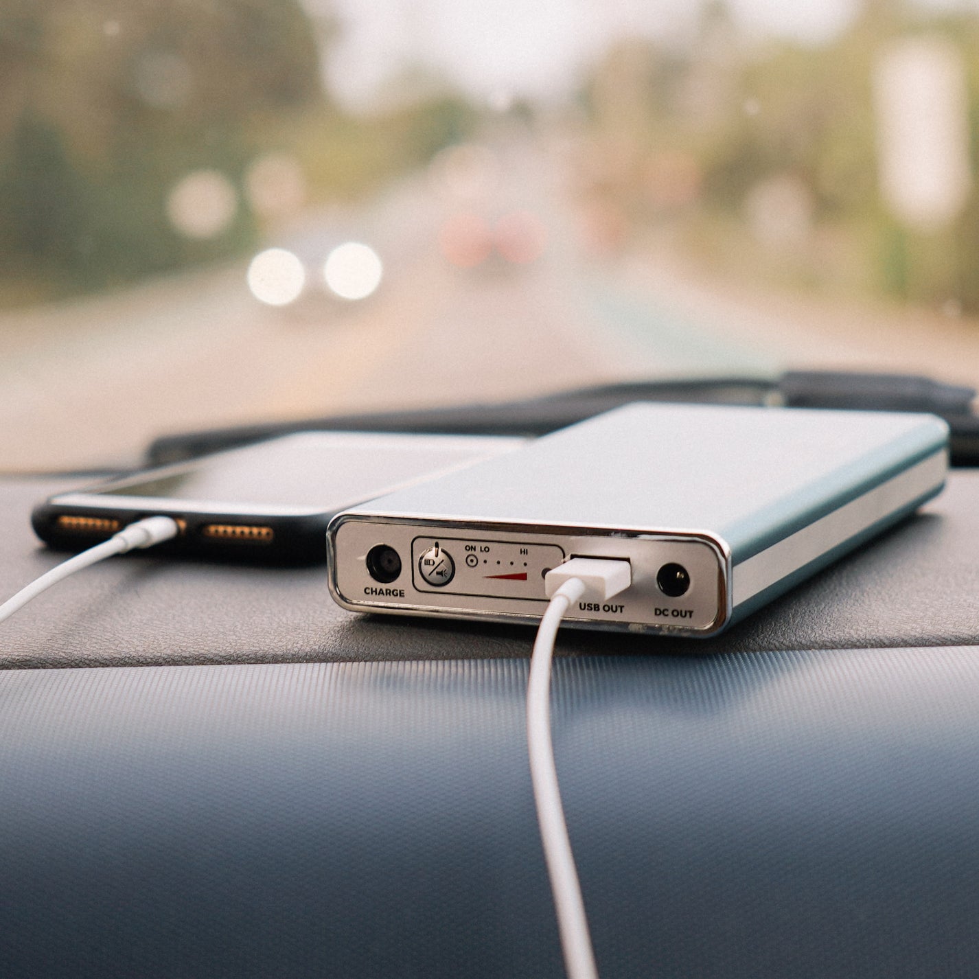 Pilot-24 LITE Portable ResMed AirMini Battery | Lofta